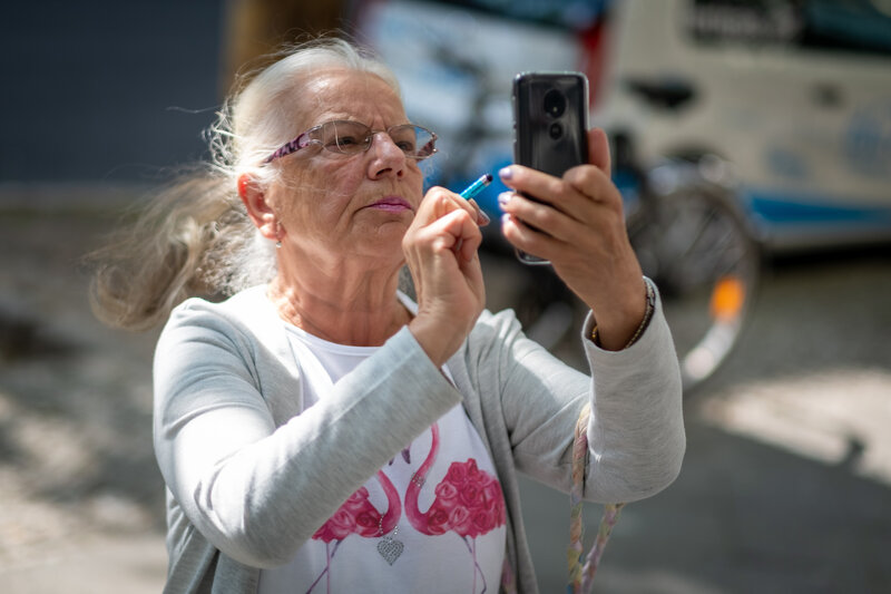 Digitaler Spaziergang und Schnitzeljagd für Senior*innen: Digital mobil ...